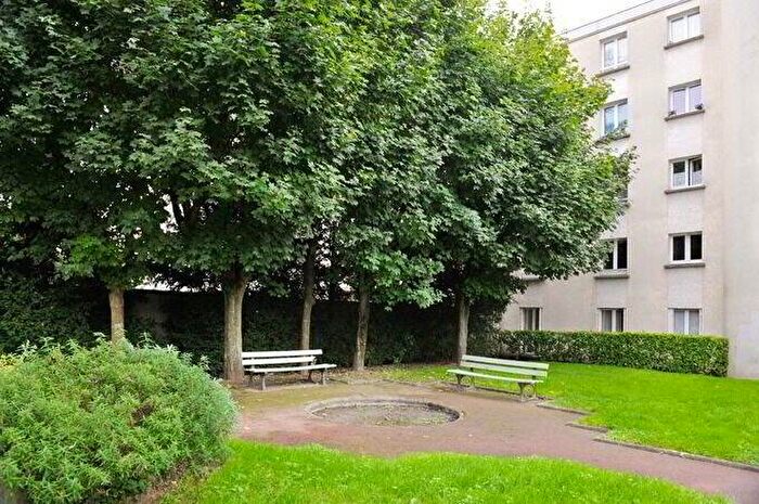 Appartement à louer - Village, Fontenay-sous-Bois - 1 pièce