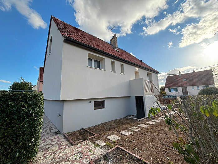 Maison 4 pièces à louer - Saint-Clément