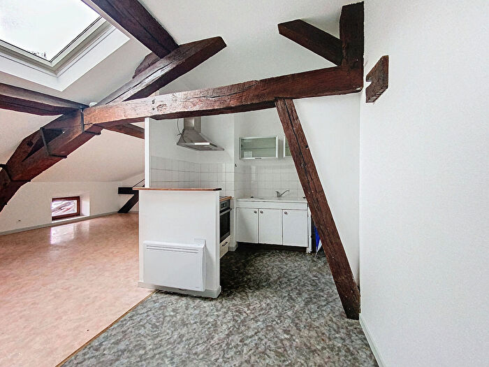 Appartement 2 pièces à Bourg-en-Bresse, Centre, Brou, Baudières, à louer