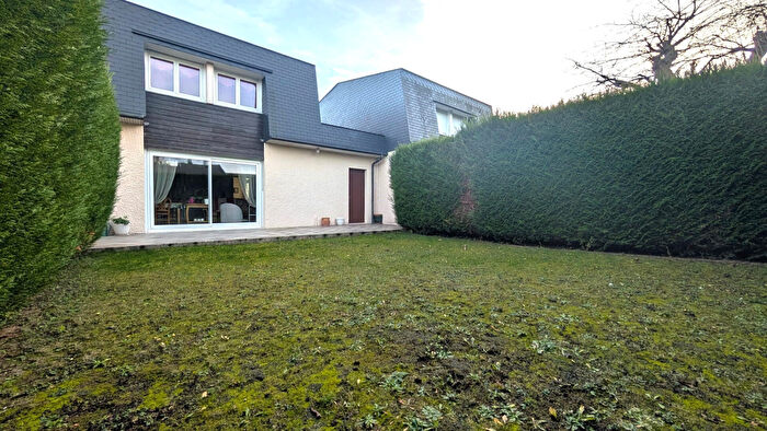 Maison à vendre - Persan - 5 pièces - 3 chambres