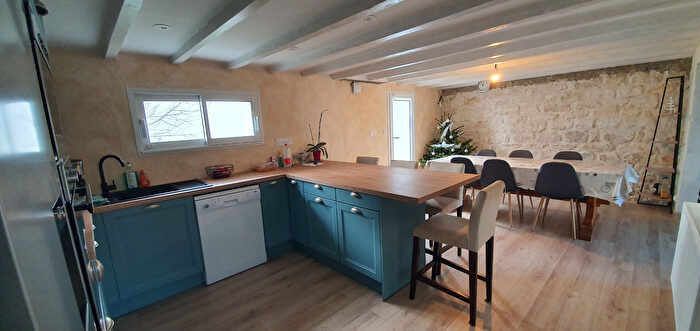 Maison à vendre - Tonnay-Charente - 5 pièces - 4 chambres