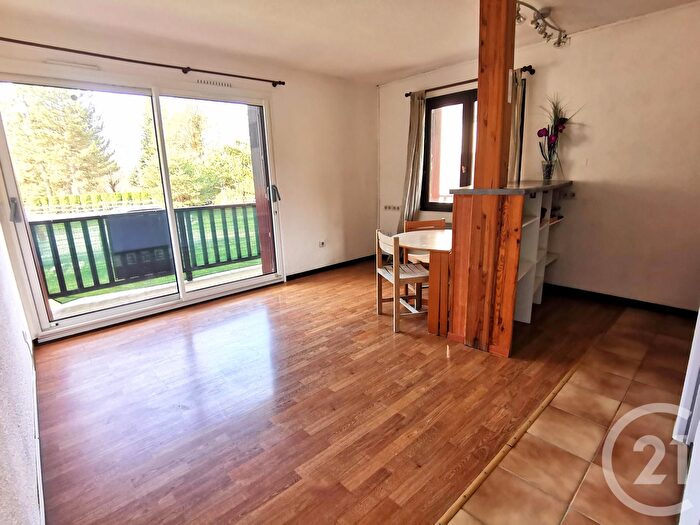 Saint-Jean-Saint-Nicolas : Appartement 2 pièces à vendre