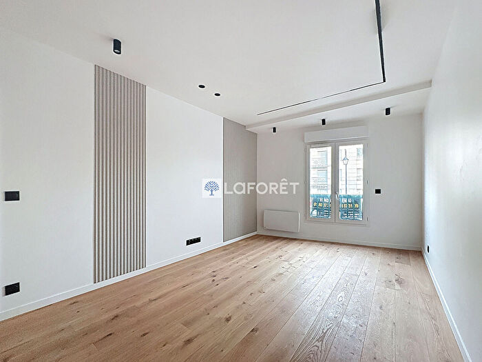 Appartement à vendre - Antony, Centre-ville - 3 pièces - 2 chambres