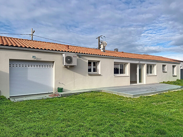 Maison à vendre - Saint-Pierre-dOléron - 4 pièces - 3 chambres