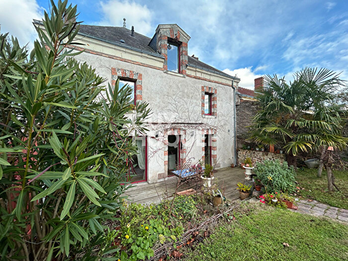 Maison à vendre - Montbert - 7 pièces - 5 chambres