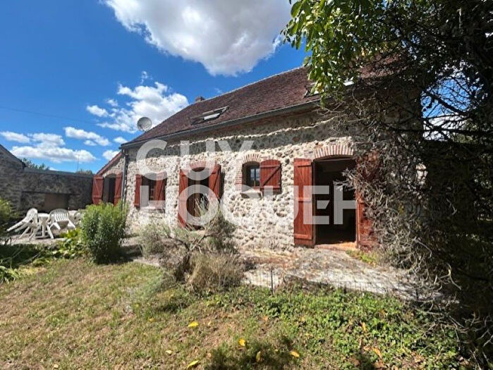 Maison à vendre - Le Gault-Soigny - 6 pièces - 2 chambres