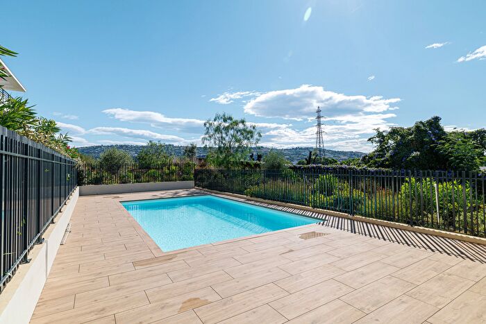 Appartement 3 pièces à Saint-Laurent-du-Var, Tuilière, Sainte-Petronille, Les Crottes, Tour, Iscles, à vendre