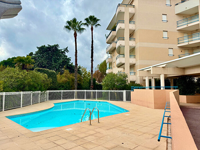 Appartement à vendre - Fréjus, Fréjus Plage - 2 pièces - 1 chambre