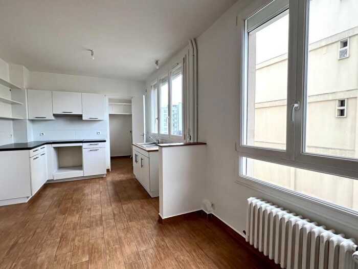 Tours, Febvotte : Appartement 5 pièces à louer