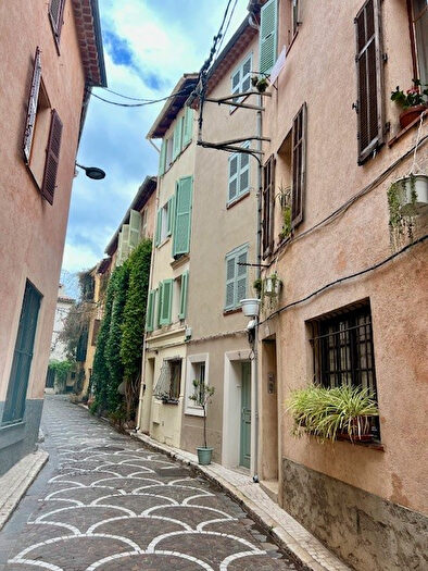 Antibes, Coeur de ville - Appartement 1 pièce à vendre
