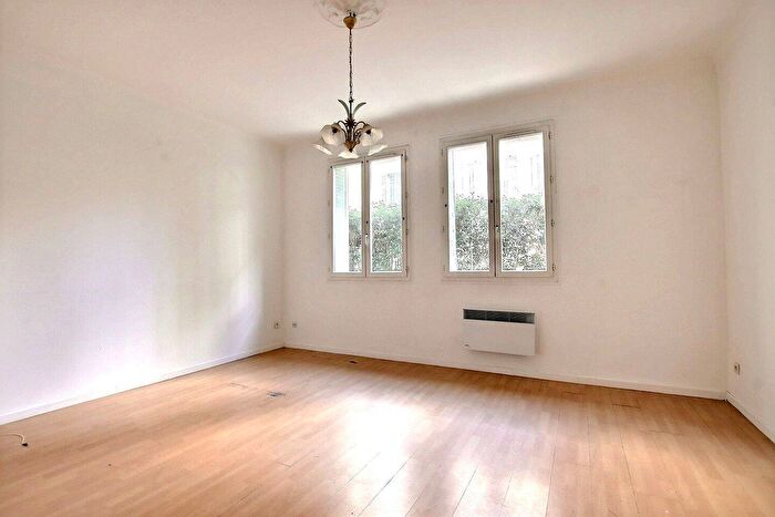 Appartement à louer - Saint Lambert, Marseille ème arrondissement - 2 pièces - 1 chambre