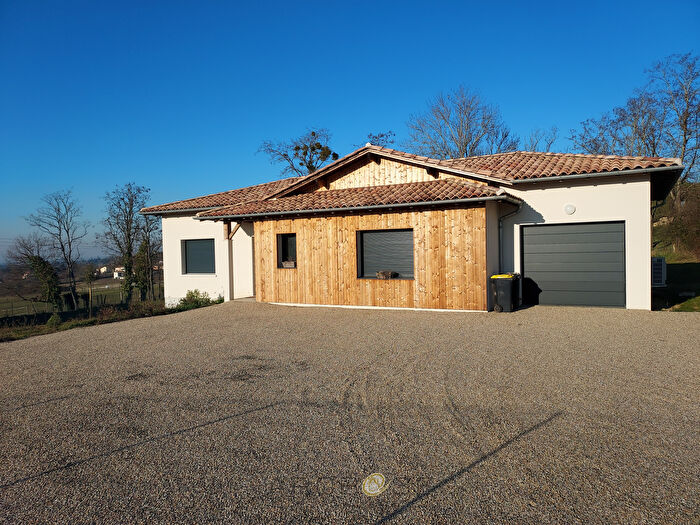 Maison à louer - Tonneins - 4 pièces - 3 chambres