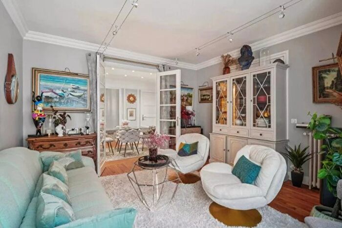 Appartement à vendre - Paris e , Passy, Maison de la Radio, Muette-Sud - 3 pièces - 2 chambres