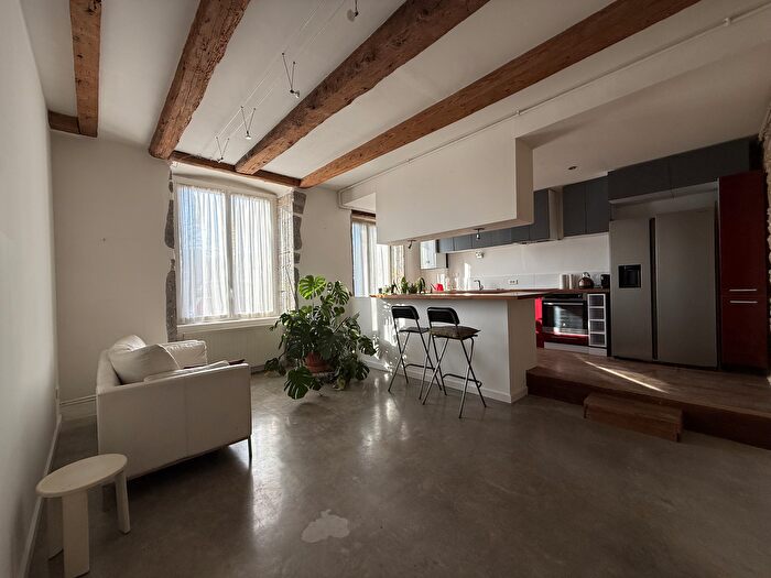 Appartement à louer - Lyon e , Croix Rousse, Saône - 4 pièces - 3 chambres