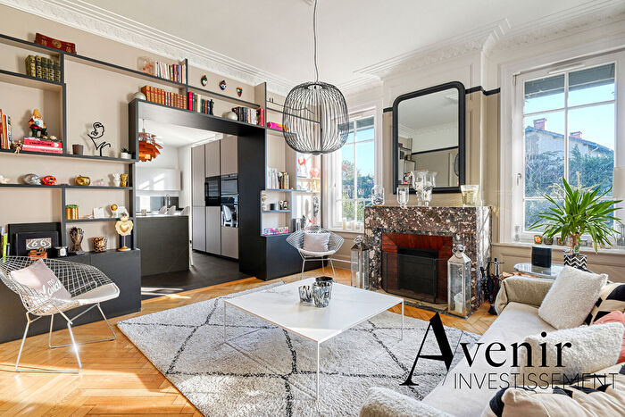 Maison 8 pièces à Lyon 4ème, Croix Rousse Est, à vendre