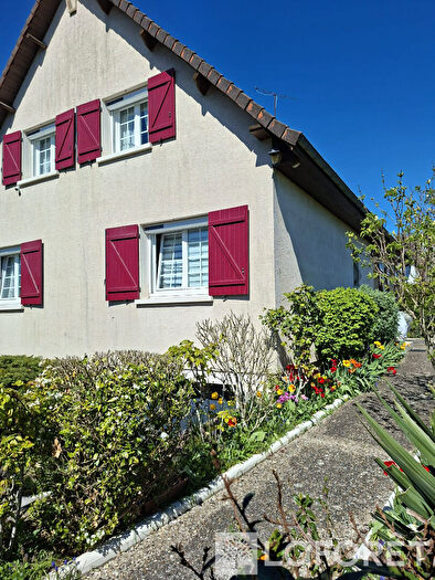 Maison 8 pièces à vendre - Beauvais, Notre Dame du Thil