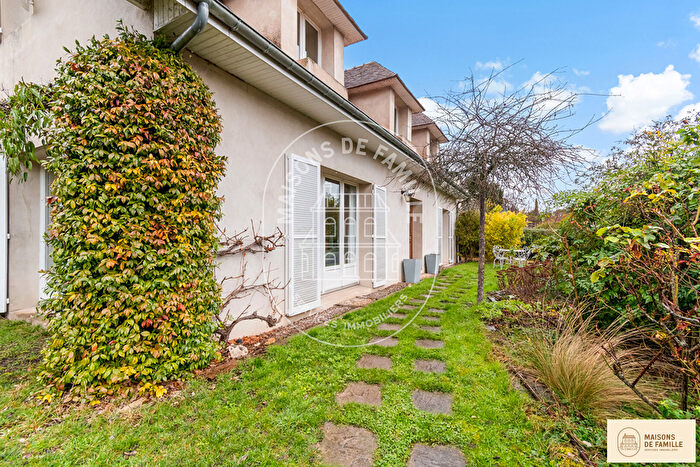 Maison à vendre - Marly-le-Roi, Grandes Terres, Vergers, Vauillons - 9 pièces - 7 chambres