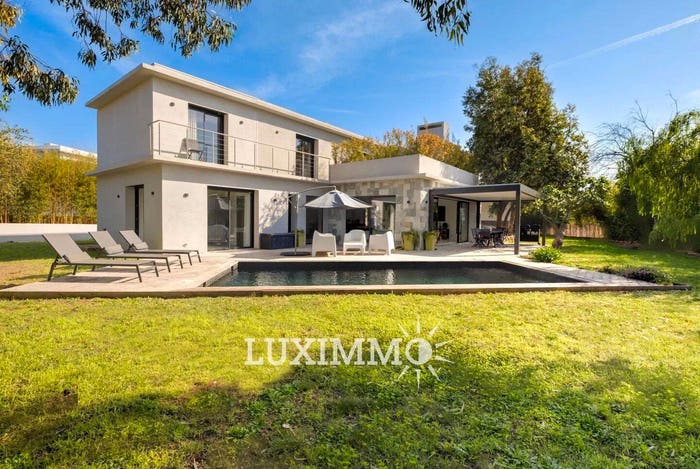 Les Colles-Camp Lauvas-Font de l'Orme, Mougins : Maison 6 pièces à louer