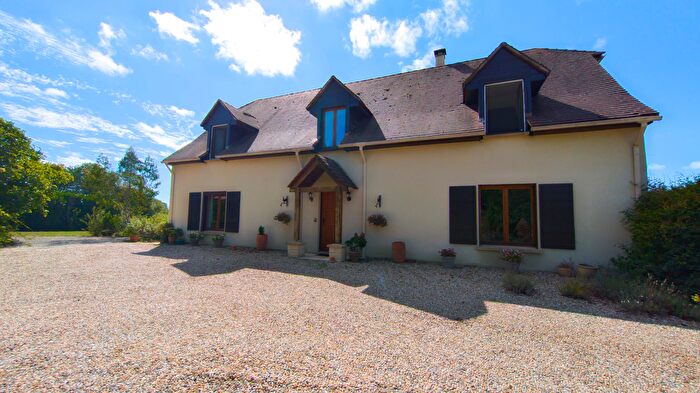 Maison 8 pièces à vendre à Gourdon
