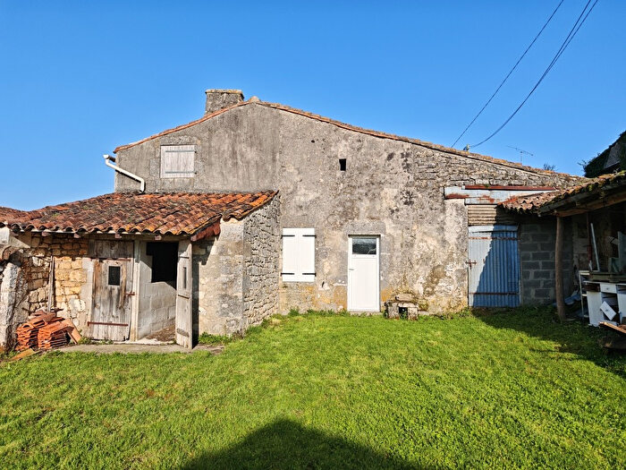 Maison à vendre - Châteauneuf-sur-Charente - 4 pièces - 1 chambre