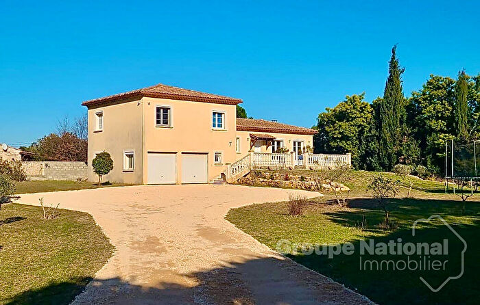 Maison à vendre - Pont-Saint-Esprit - 4 pièces - 3 chambres