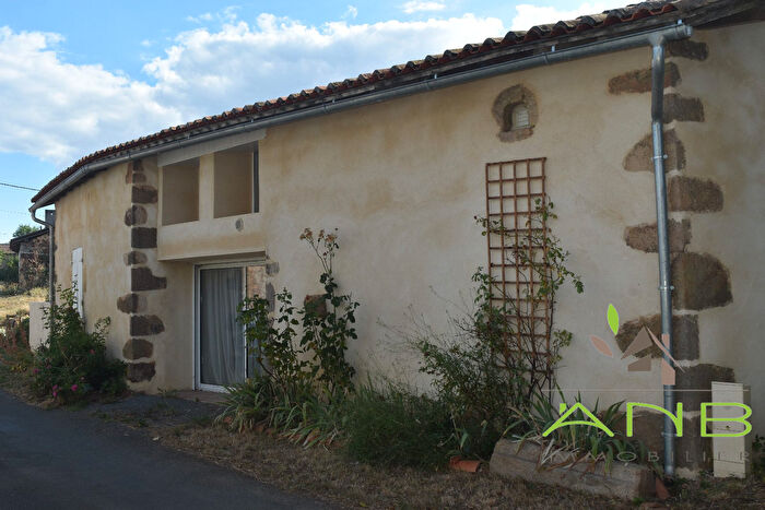 Montbron - Maison 3 pièces à vendre