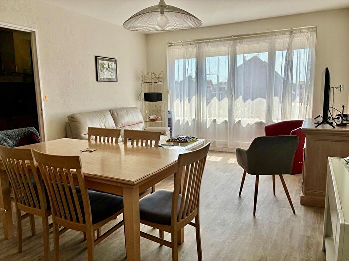 Croix, Centre-ville : Appartement 4 pièces à vendre
