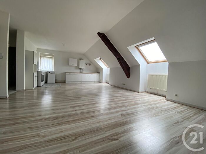 Appartement à louer - Voujeaucourt - 5 pièces - 3 chambres