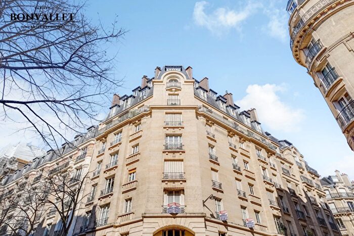 Appartement à vendre - Paris e , Violet, Commerce - 3 pièces - 2 chambres