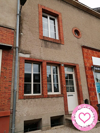 Sully-sur-Loire : Appartement 1 pièce à louer