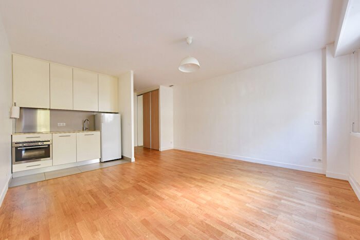 Appartement à vendre - Neuilly-sur-Seine, Parc de Neuilly - 1 pièce