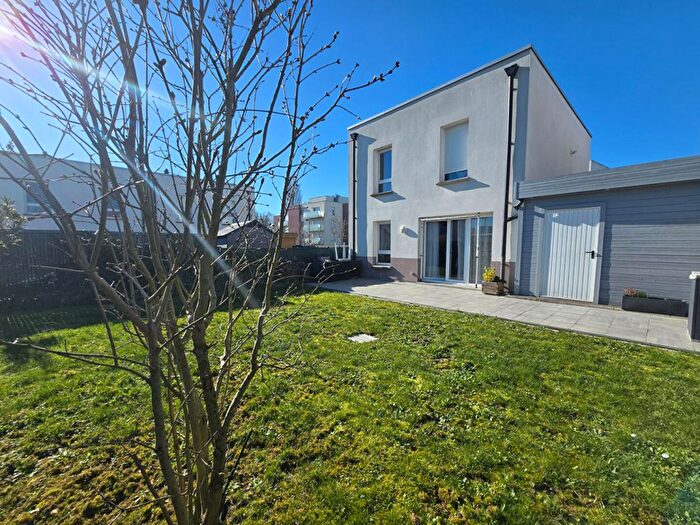 Maison à vendre - Wattrelos, Baillerie, Houzarde, Beaulieu - 4 pièces - 3 chambres