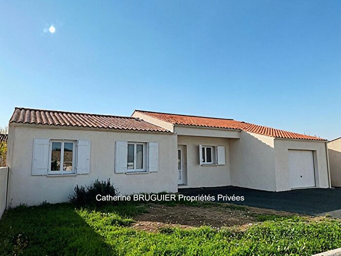 Maison à vendre - Saint-Jean-de-Liversay - 4 pièces - 3 chambres