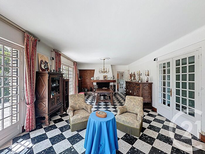 Maison à vendre - La Ferté-Saint-Aubin - 5 pièces - 3 chambres