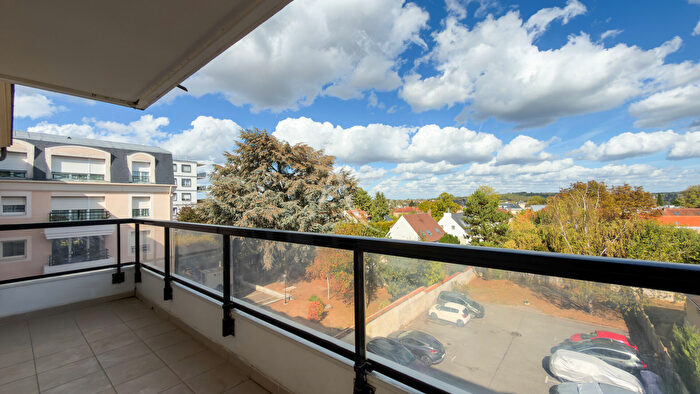 Appartement 2 pièces à Montgeron, Centre-ville, Gare, à louer