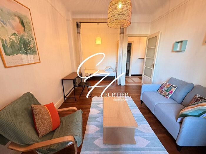 Appartement à louer - Berriat-Ampere, Grenoble - 2 pièces - 1 chambre