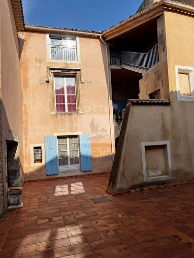 Appartement à louer - Gres de Tousilles, Bollène - 2 pièces - 1 chambre