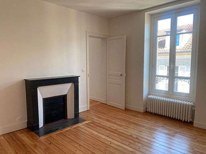 Appartement à louer - Versailles, Saint-Louis - 3 pièces - 1 chambre