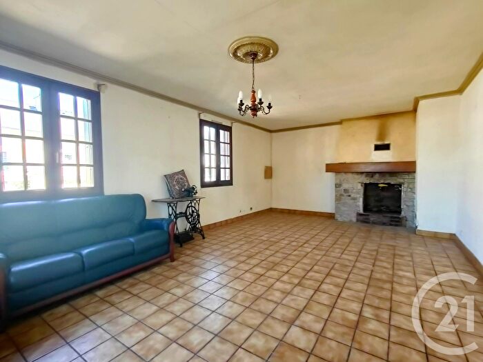 Maison à vendre - La Guerche-de-Bretagne - 5 pièces - 3 chambres