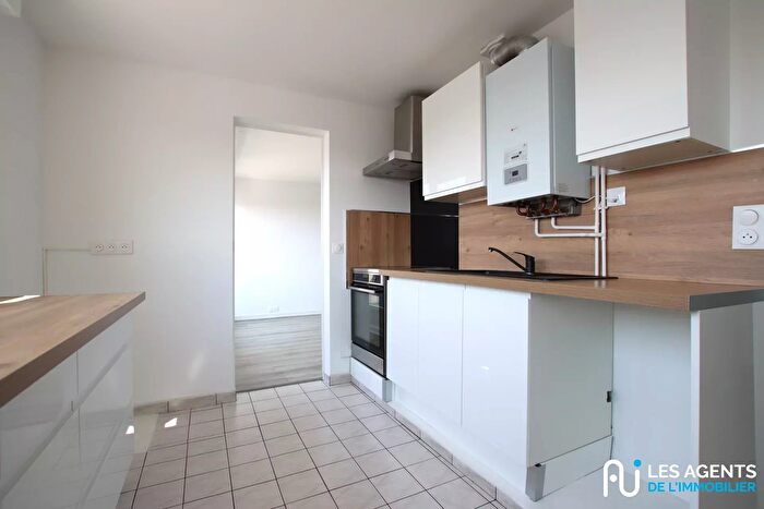 Appartement à vendre - Saint-Jean-de-la-Ruelle, Trois Fontaines, Petite Espère, Clémenceau - 3 pièces - 2 chambres