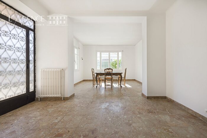Appartement 4 pièces à Aix-en-Provence, Centre-ville, à vendre