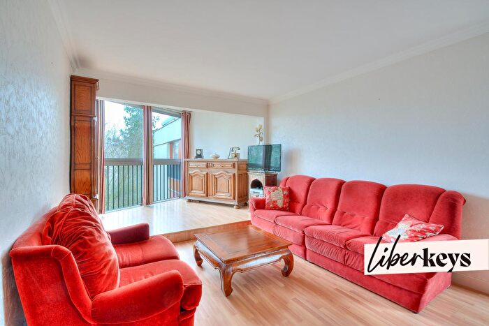 Appartement à vendre - Le Chesnay, Tartre - 3 pièces - 2 chambres