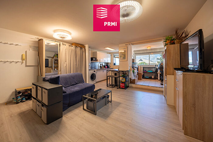 Appartement à vendre - Saint-Denis, Le Butor, Champ-Fleuri, Sainte-Clotilde - 2 pièces - 1 chambre