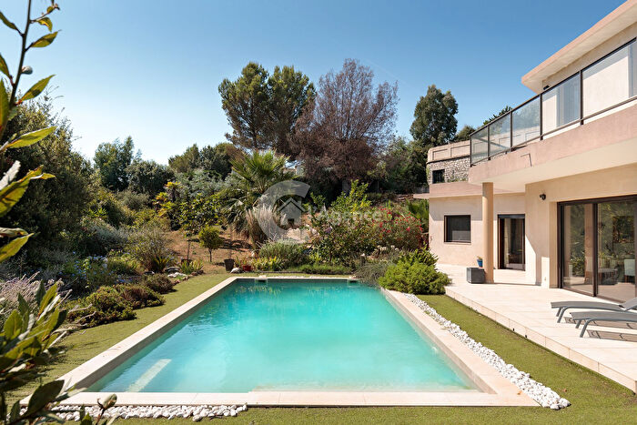 Maison à vendre - Antibes, Rastines, Super Antibes, Laval, La Fontonne - 7 pièces - 4 chambres