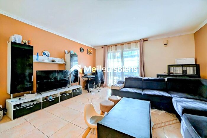 Appartement à vendre - Les Mureaux, Grand Ouest - 3 pièces - 2 chambres