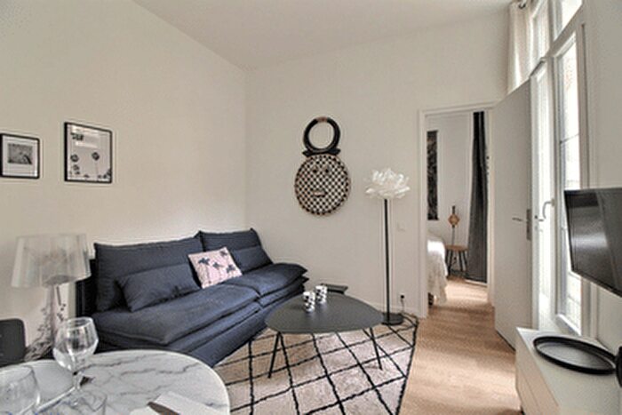 Montorgueil-Saint Denis, Paris 2ème arrondissement : Appartement 2 pièces à louer