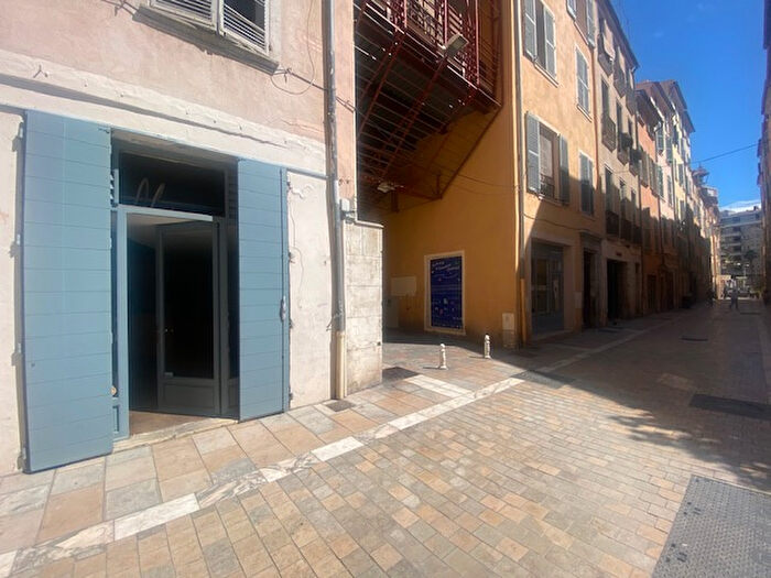 Appartement à vendre - Toulon, Centre-ville - 2 pièces - 1 chambre