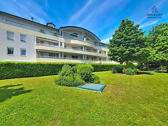 Appartement 4 pièces à Ferney-Voltaire, à vendre
