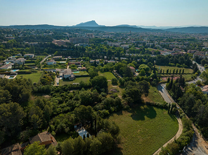 Appartement à vendre - Aix-en-Provence, Jas de Bouffan - 4 pièces - 3 chambres