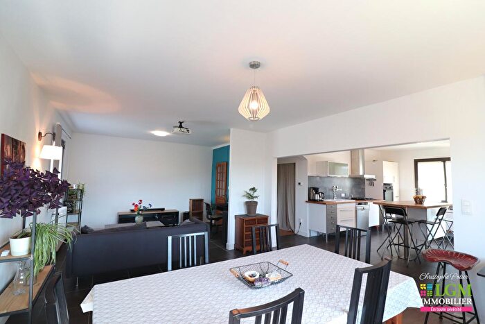 Maison à vendre - Valréas - 7 pièces - 4 chambres